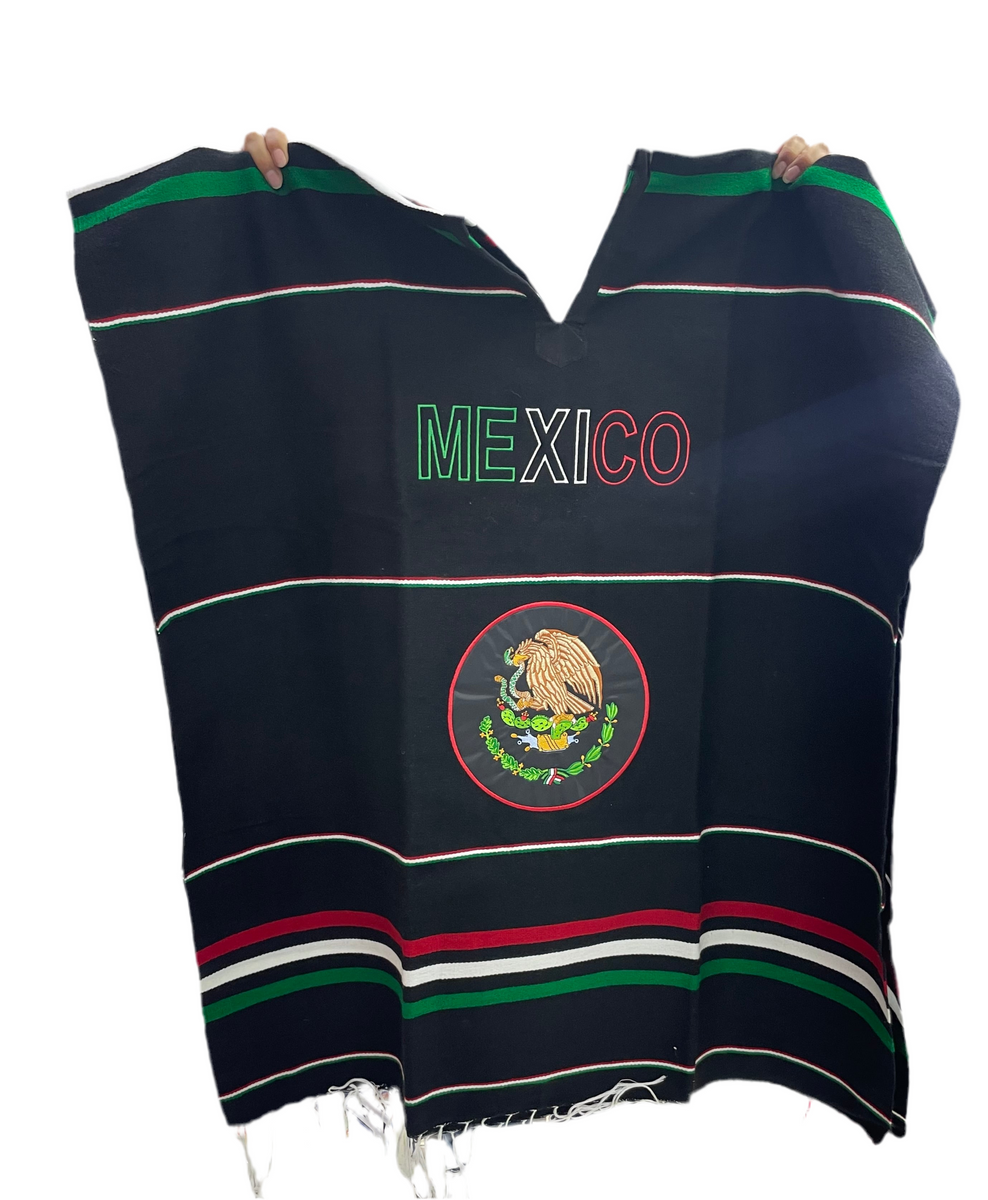 Jorongo tricolor negro con Escudo Nacional – Artesaliz